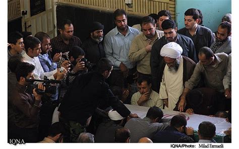 تشییع پیکر شهید هادی کجباف، از شهدای مدافع حرم اهواز