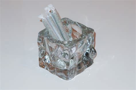Ice Cube Joint Holder Quite Nice Studio Ice Cube Joint Holder Quite Nice Studio