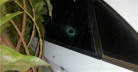 G1 Suposto Traficante Tenta Atropelar Prf De Carro E Policiais