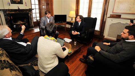 El Nuevo Gesto De Luis Lacalle Pou Que Simboliza La Convivencia