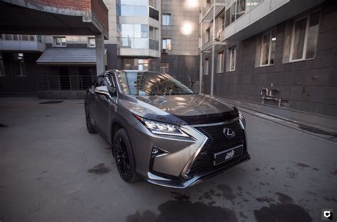 Lexus LX 350