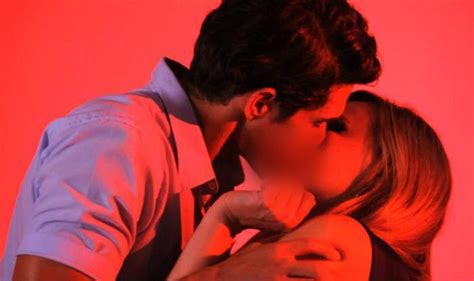 Man went to have sex with relative रशतदर क बव क सथ करन गय थ सकस लकन ज हआ