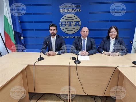 С пълна листа от 16 кандидати за народни представители се явява на