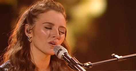 Emmy Russell Beautifully Sings Her Grandmothers Classic Coal Miners