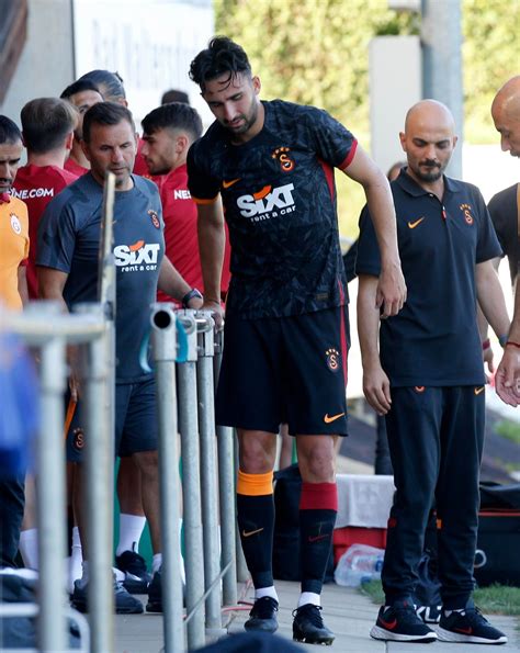 Galatasaray Facts on Twitter Okan Buruk sakatlanan Emin Bayram a bakıyor https t co