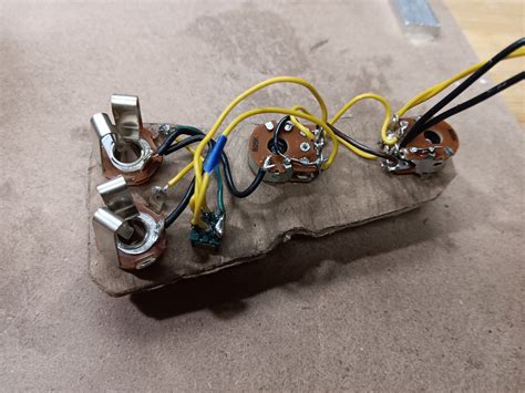 Stereo Pickup Experiment On An Already Troublesome 8 String Tapping Instrument TalkBass Com