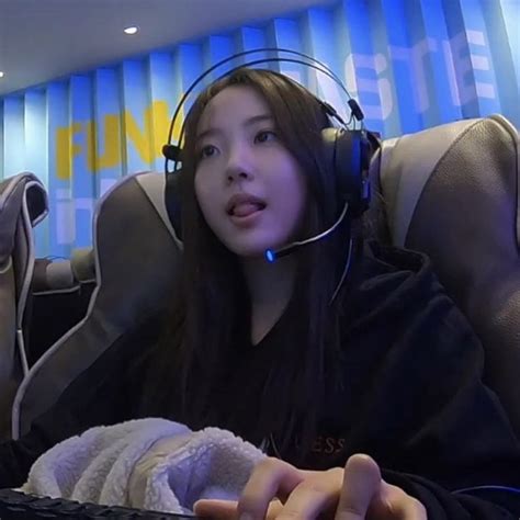 Pin By On Alice Songs Icon Big Deal