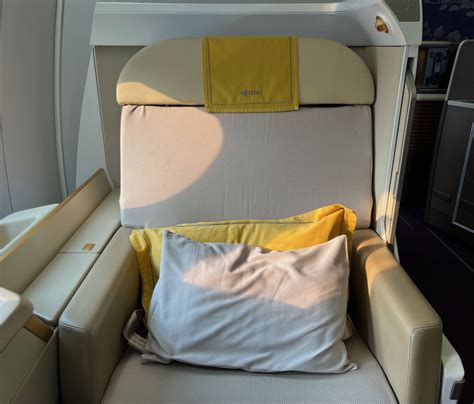 Review Thai Airways First Class Boeing 777 Bkk Nrt Mk Teach