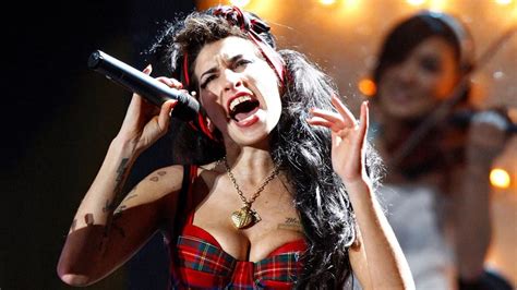 Amy Winehouse A Ocho Años De Su Muerte Los Factores De Su Trágica