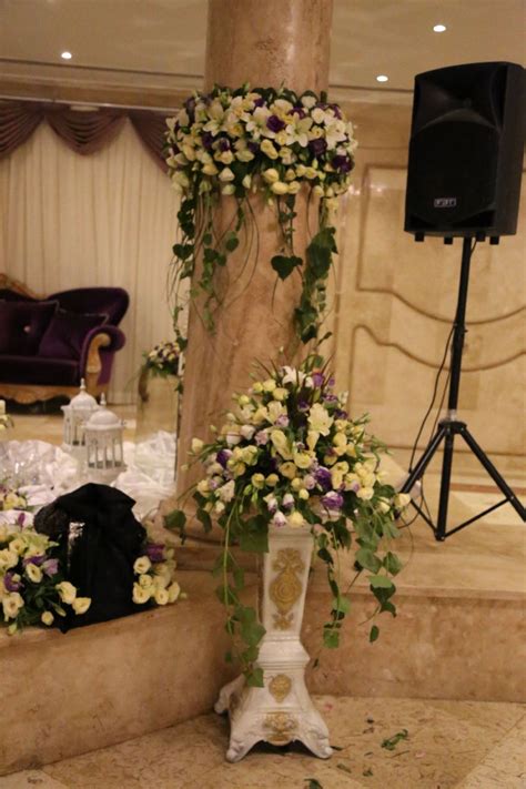 گل آرایی ستون