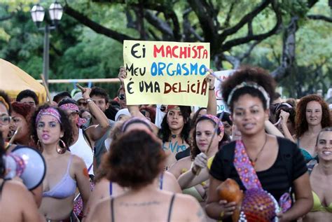 Marcha Das Vadias 30 05 2015 Jornal Do Commercio