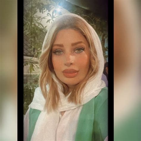 Tanaz Amiri On Linkedin ما انسانها مثل مدادرنگی هستیم،شاید رنگ مورد علاقه یکدیگر نباشیم،اما روزی