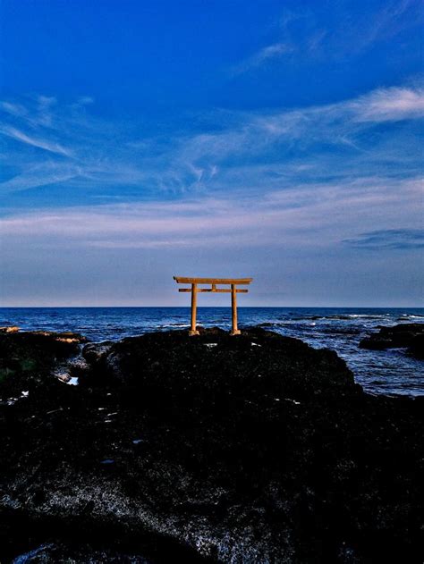 茨城県の大洗にある神磯の鳥居 鳥居 美しい写真 風景