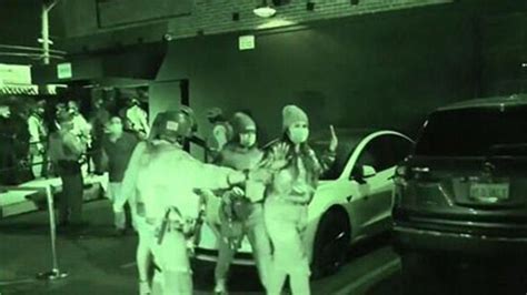Grup Seks Partisine Korona Baskını Son Dakika Yaşam Haberleri