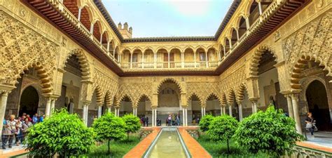 الهندسة وفن العمارة في العصر الأندلسي مرحبا سيدتي