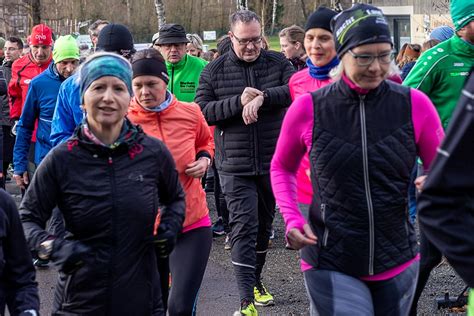 Toller Jahresabschluss Sportler Erlaufen Fast 900 Euro Für Kinder