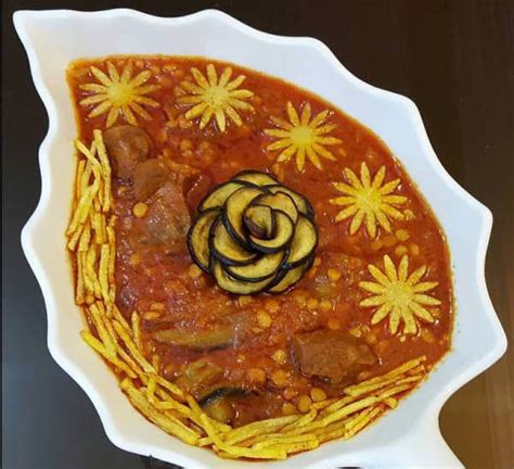 تزیین خورشت قیمه مجلسی با سیب زمینی و بادمجان مُچُم