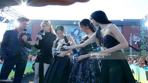 Cetak Sejarah Di Mtv Vma Blackpink Langsung Menangkan 2 Trofi