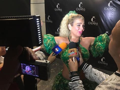 Te Operaste Para Taparte Le J Niurka Se Lanza Contra Lis Vega