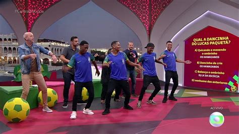 Central da Copa esquenta para Brasil x Croácia e ensina a dancinha da