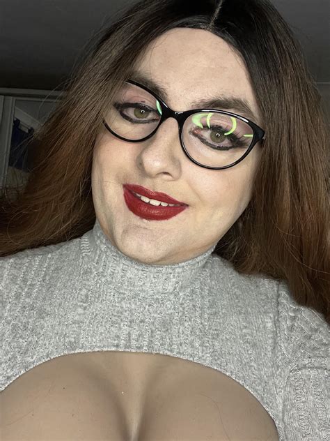 Foundation Went A Bit Patchy Around The Lower Part Of My Face But Other Then That I Was Quite