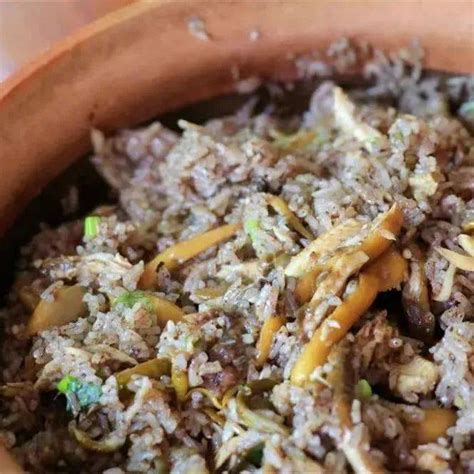 一煲黄鳝饭征服无数食客，高明这家老字号饭店，有哪些 独门绝技”？风味美食紫苏鱼肉