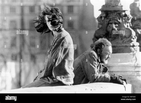 Girl On The Bridge Aka Le Fille Sur Le Pont Vanessa Paradis Front