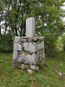 Les bornes sardes en Coeur de Savoie Histoire d une frontière Guides