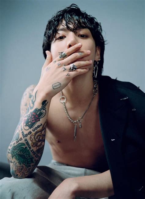 Jung Kook Tung Mv See Tình Han So Hee 7 Ngày 1 Tuần Phá đảo Mxh Với Hình ảnh Khoe Múi Siêu Hot