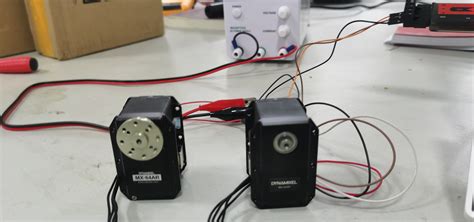 仿生蛇形机器人03、dynamixel Mx 64ar舵机串联两个修改demo（例程）进行调节robotics Dynamixel Mx