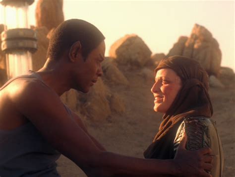 Star Trek Micro Reviews Star Trek Voyager Gravity Tuvok And Tom