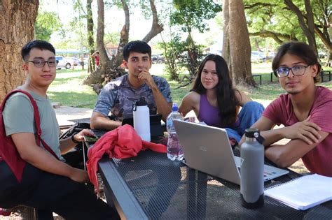 Razones Para Elegir Una Carrera Universitaria En La Uc Uc