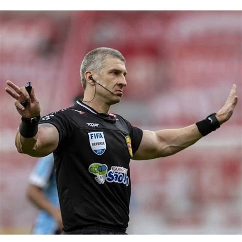 Barbacena Receberá Palestra Com O árbitro Anderson Daronco Fato Real