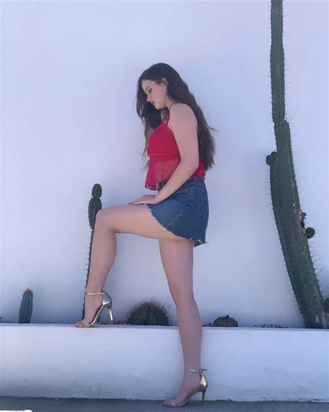 Isabella Ardley Instagram Photos 12202022 Hawtcelebs