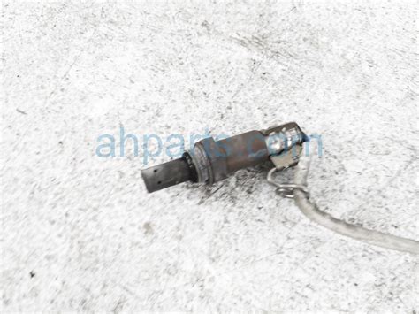 Sold Toyota Corolla Front Upper Oxygen Sensor L