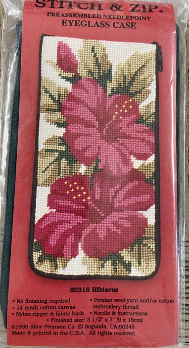 Hibiscus Eyeglass Case — The Black Sheep