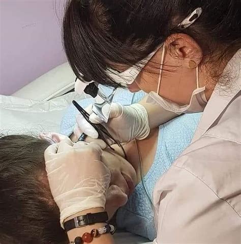 ელექტრო ეპილაცია კოსმეტოლოგი