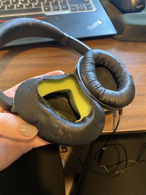 How To Fix Or Replace Bose Quiet Comfort Ear Parts They Work Fine Otherwise R Fixit