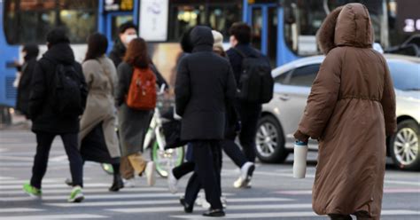 올겨울 가장 강력한 한파내일 중부지방 중심으로 많은 눈