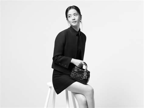 블랙핑크 지수 그 우아하고 아름다운 자태 패션서울