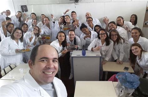 Técnico Em Enfermagem Como Você Aprende Aqui Na Escola Da Paz Escola