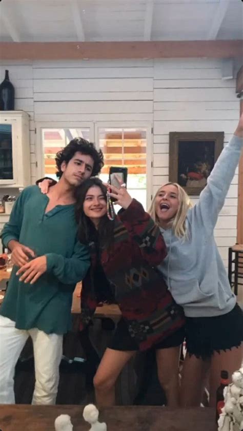Lily And Daisy Calloway With Ryke Meadows Addictedcalloway Sister In