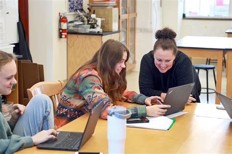 Ethnobotany Explores Roots In Upper School Botany Class Micds