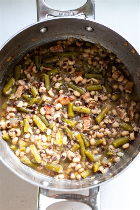 Mama S Field Peas With Snaps Recipe Southern Style Grilled Cheese Social