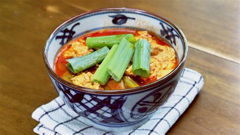 와 속이 확 풀리네 요즘 핫하다는 레시피 사리곰탕 육개장 라면 육개장 Youtube