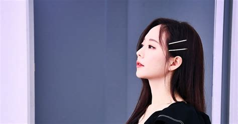 오영주 잘록한 허리 강조하는 패션현장 공개 포토엔hd