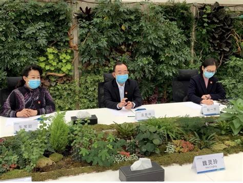 海淀区委副书记孟景伟、海淀区妇联主席车苇歆莅临中环易达调研 北京中环易达设施园艺科技有限公司