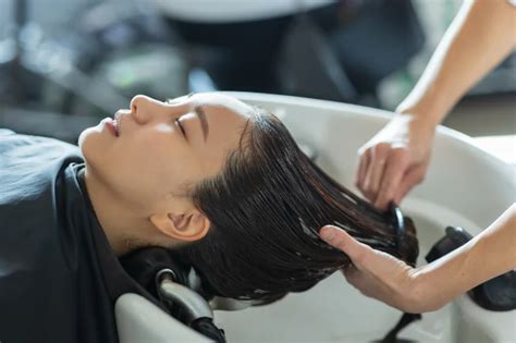 美容室（ヘアサロン）のトリートメントの頻度は？効果や長持ちさせる方法も紹介 Demi Labo（デミラボ）