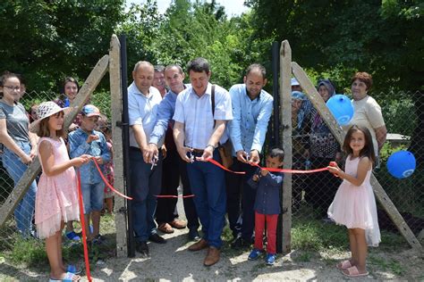 Община Ардино зарадва децата на Правдолюб с детски кът Арда нюз