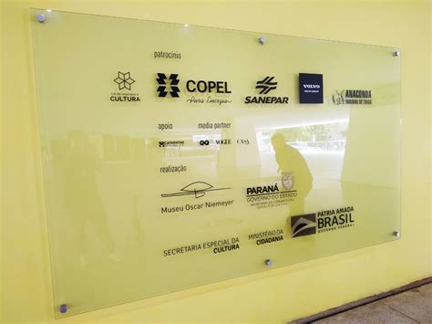 recorte eletrônico em adesivo vinil Curitiba Comunicação Visual em